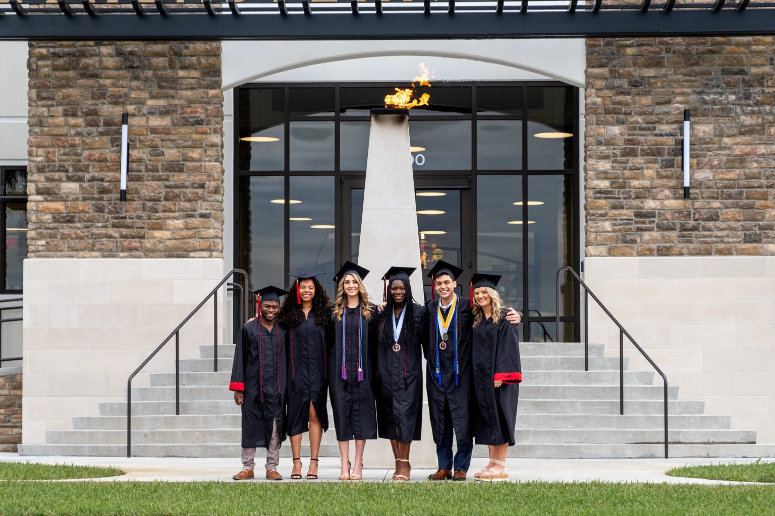 Commencement FAQs - Southeastern University